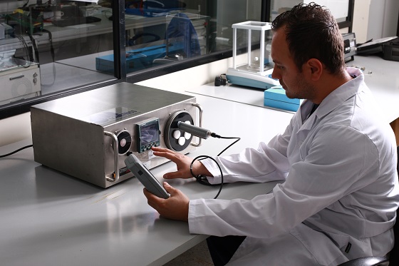 Temperature and humidity laboratory